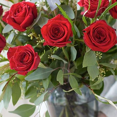 Valentine's 12 Red Rose Vase